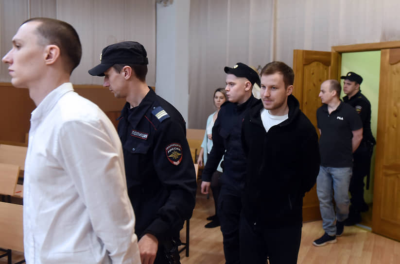 В Петербурге суд начал рассматривать дело хакерской группировки REvil ...